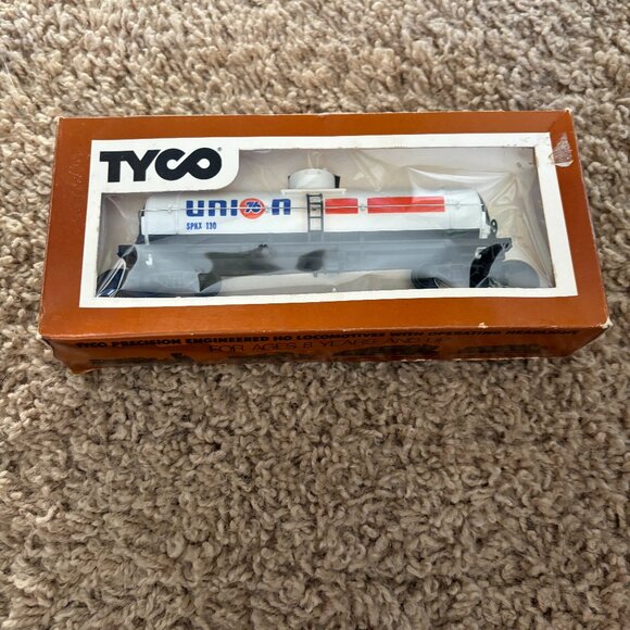 Tyco | Toys | Tyco Ho Train Car Union Tank 35 Railroad Display | Poshmark
